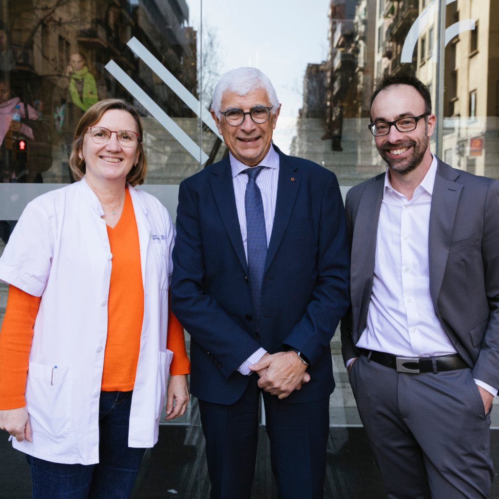 MANEL BALCELLS, MINISTER OF HEALTH, ATTENDS A SURGERY PERFORMED WITH ...